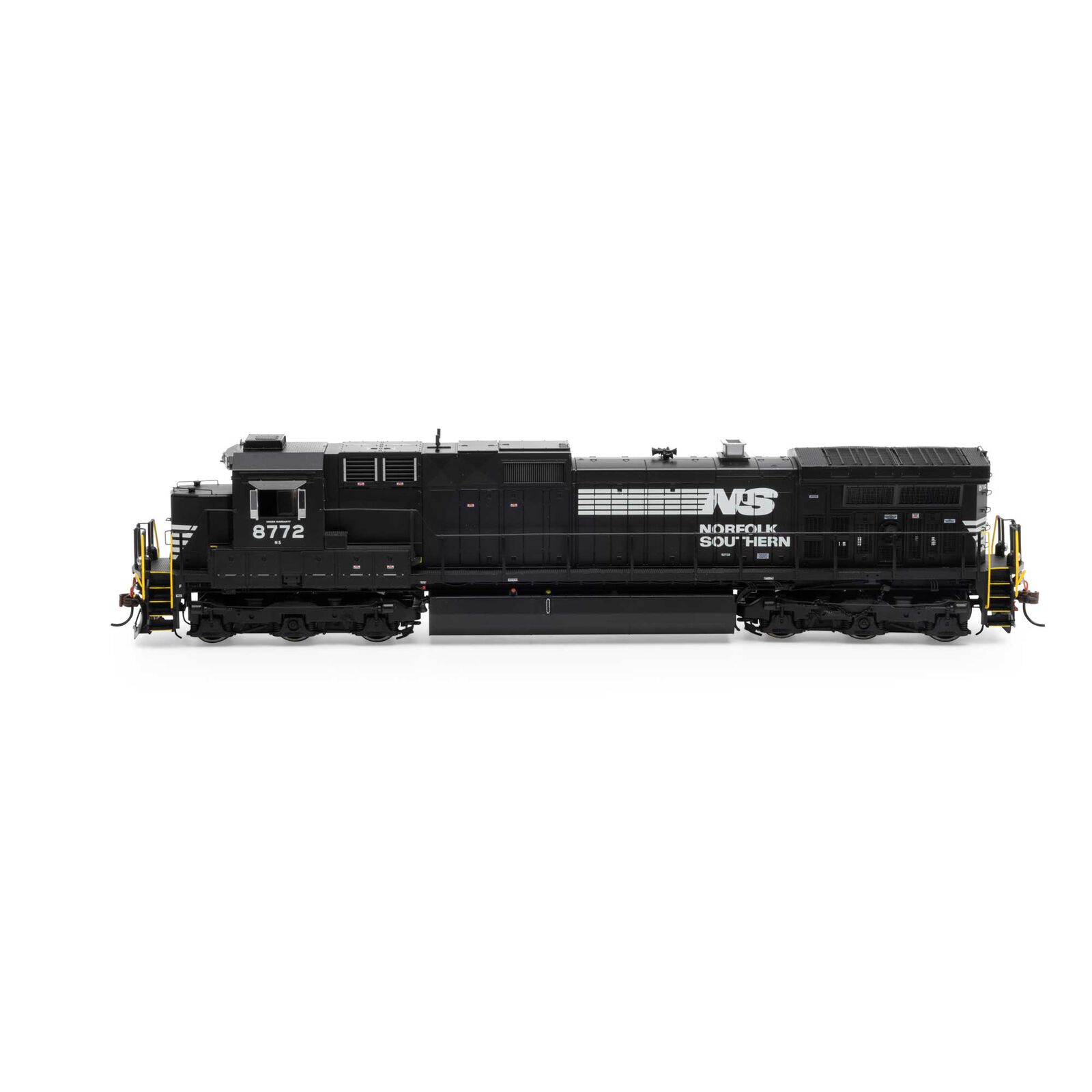 HO Dash 9-44CW Locomotive with DCC & Sound, NS #8772 Model Train | Athearn
